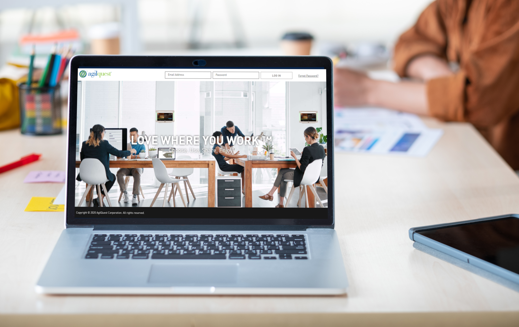 Desk Booking Software 101: Why It's a Must-Have For Organizations